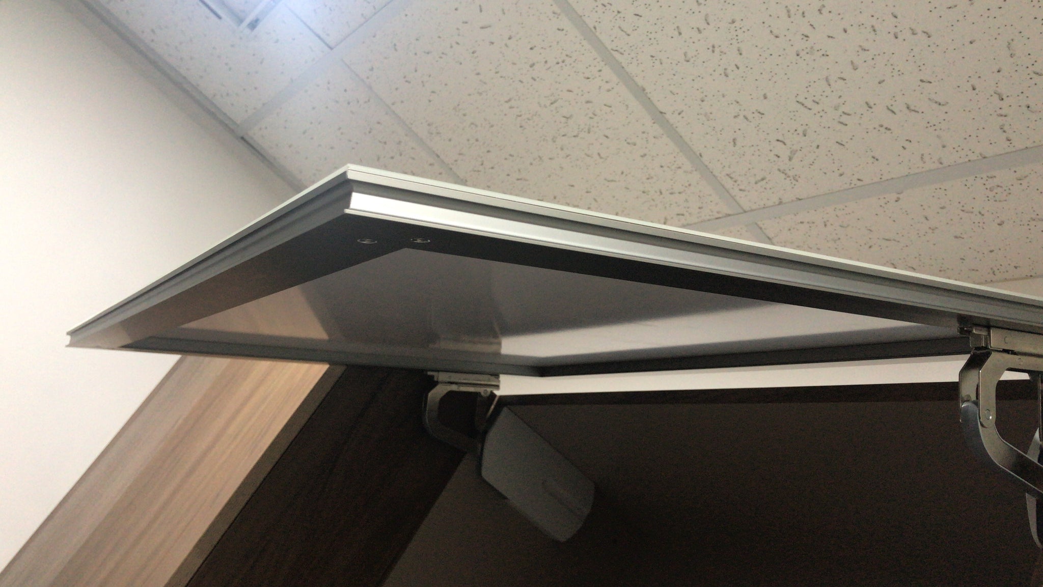 BMB Alu-Framed Glass Panel System | BMB 鋁框玻璃門系統 – Hongkong Hardware ...